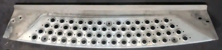 KENWORTH STEP - A82-1026 – Peterbilt of Sioux Falls New and Used Parts