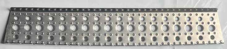 TREAD STEP - 22-68079-000 – Peterbilt of Sioux Falls New and Used Parts