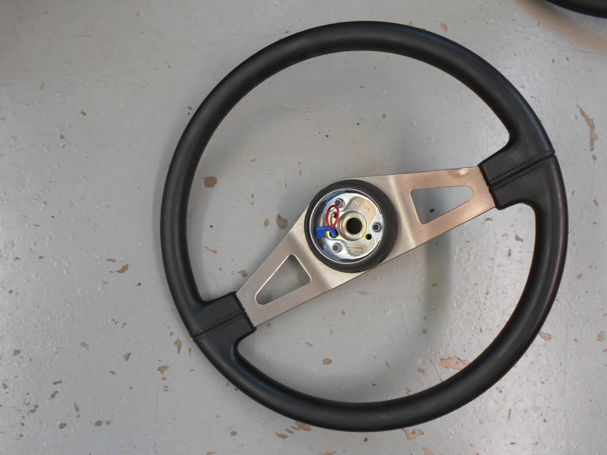 18" STEERING WHEEL - NKBL182V17 – Peterbilt of Sioux Falls New and Used ...