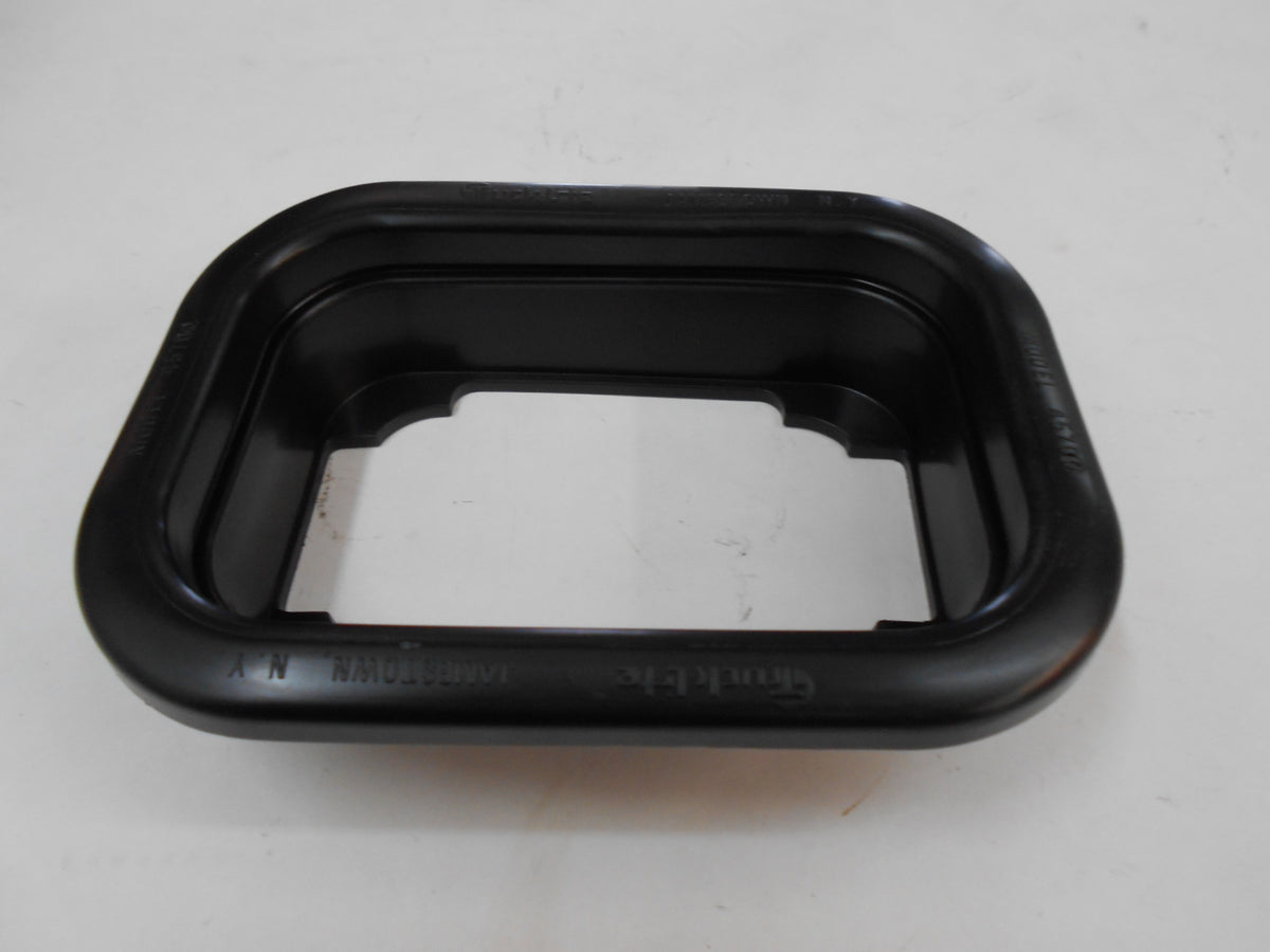 4" RECTANGLE GROMMET – Peterbilt of Sioux Falls New and Used Parts
