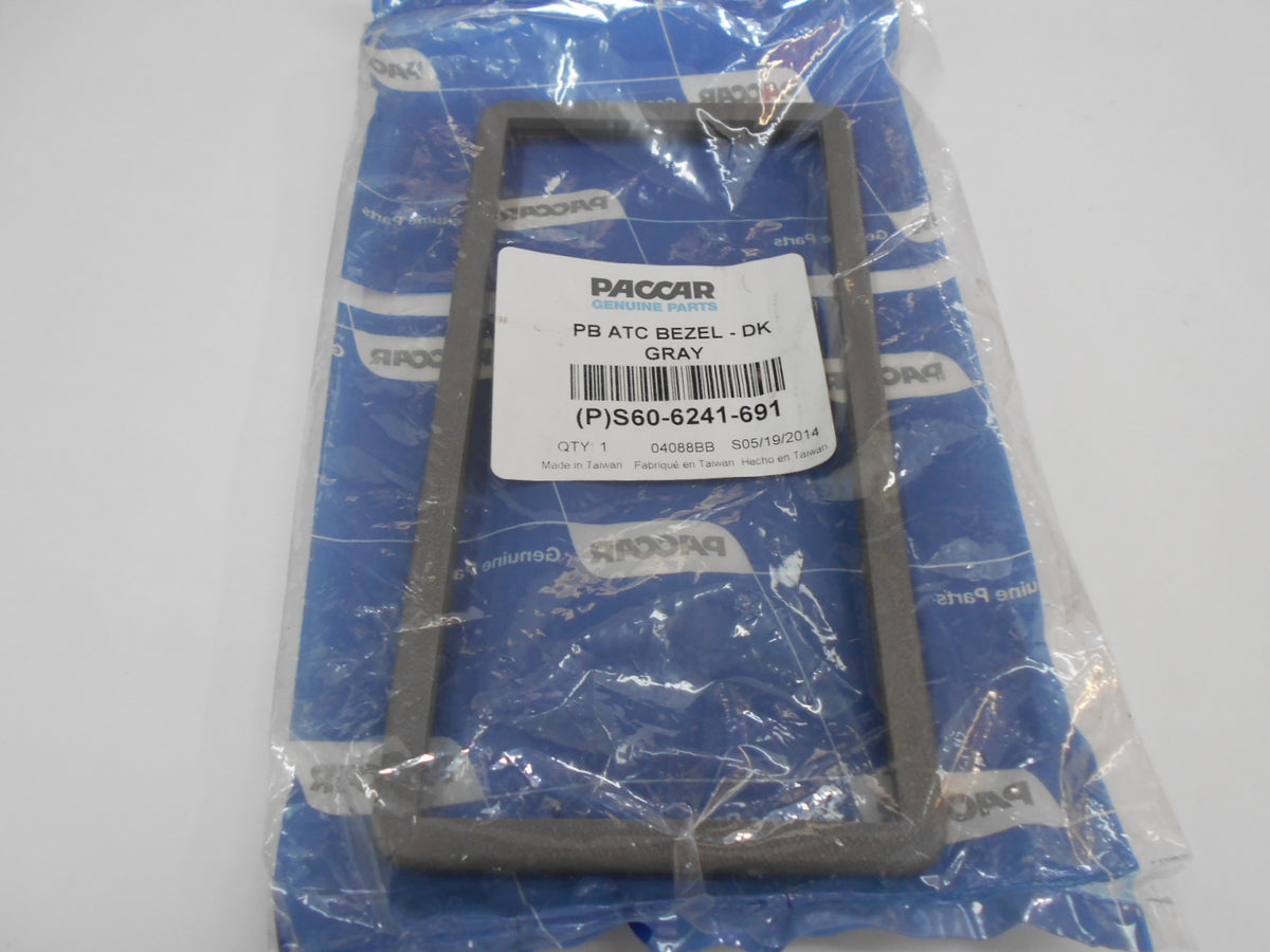 AUTO SHIFT TRIM-BEZEL – Peterbilt of Sioux Falls New and Used Parts