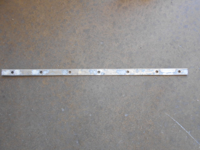 SLEEPER DOOR HINGE SHIM – Peterbilt of Sioux Falls New and Used Parts