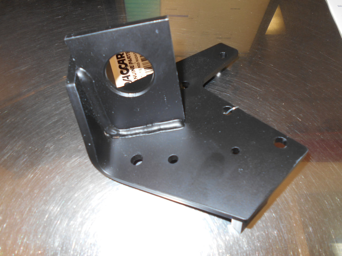 RADIATOR ROD BRACKET - 07-06764R – Peterbilt of Sioux Falls New and ...