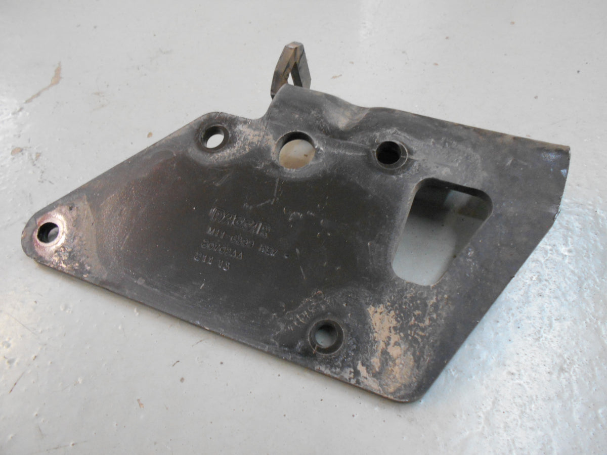 DPF BRACKET - M11-6399 – Peterbilt of Sioux Falls New and Used Parts