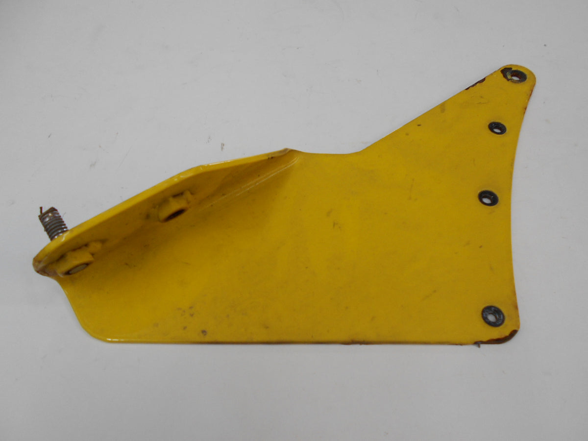 ROOF FAIRING BRACKET - T11-6066 – Peterbilt of Sioux Falls New and Used ...
