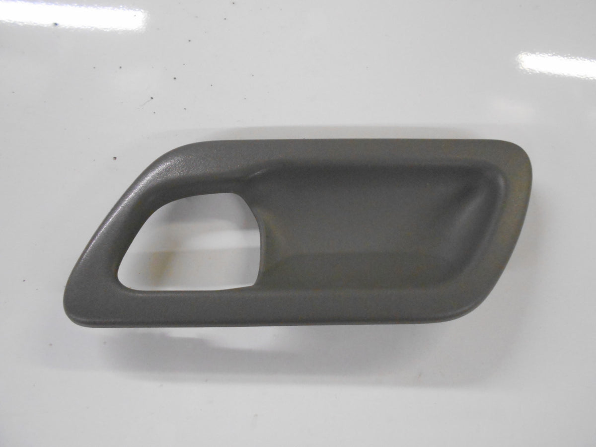 DOOR HANDLE BEZEL - S18-6005-281R – Peterbilt of Sioux Falls New and ...