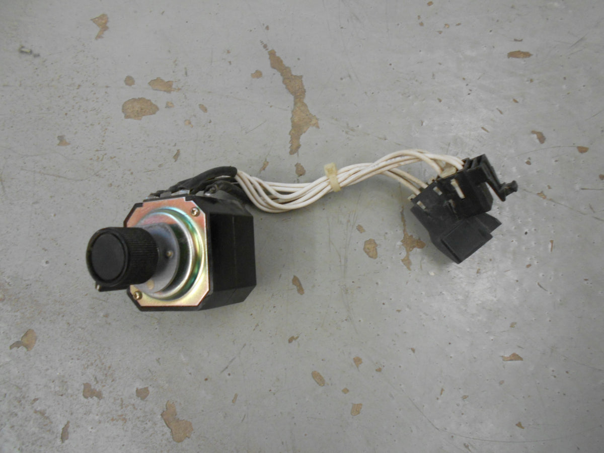 VOLUME FADER - PPC00329 – Peterbilt of Sioux Falls New and Used Parts