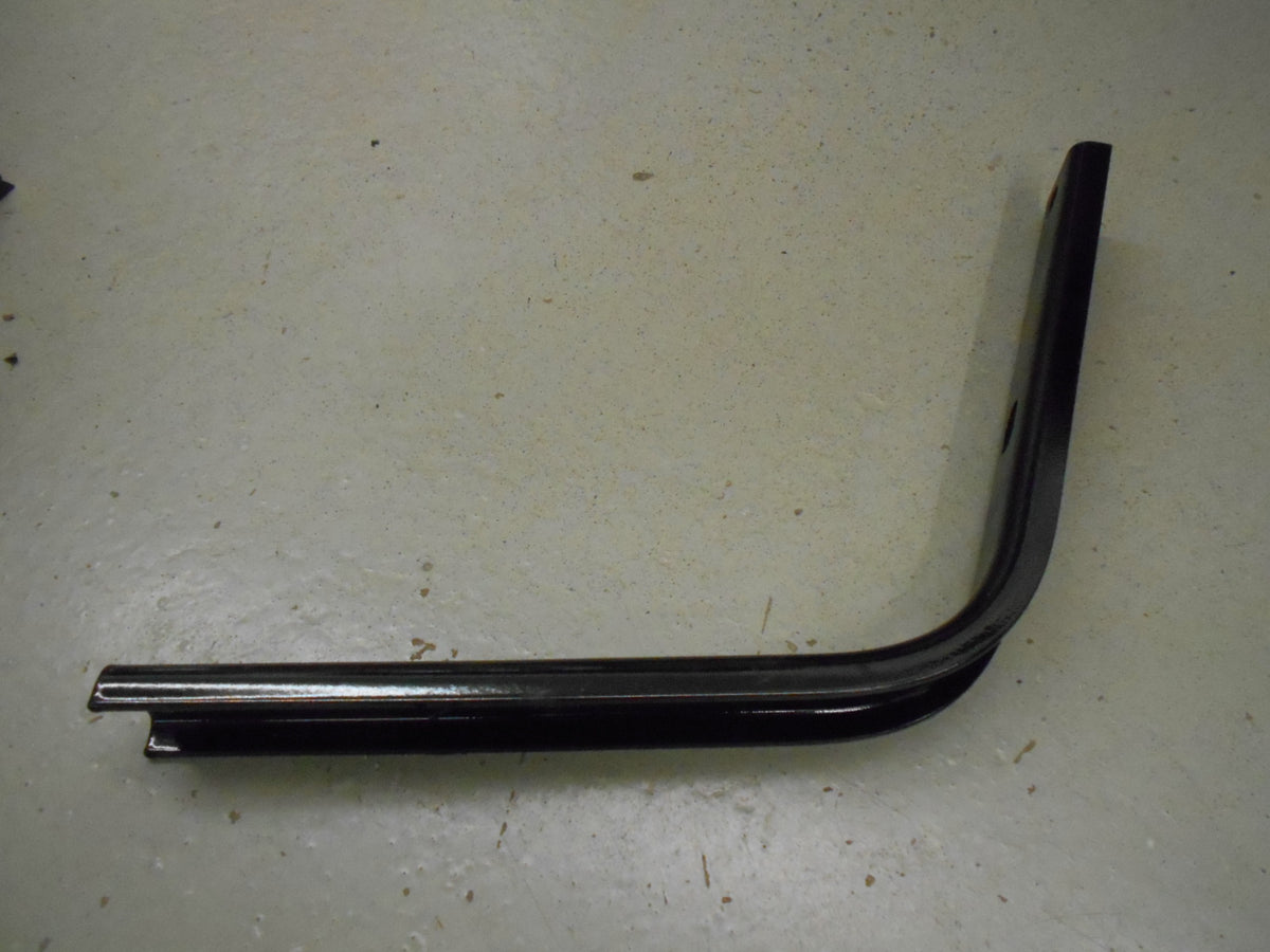 BRACKET - M85-6401-0295 – Peterbilt of Sioux Falls New and Used Parts