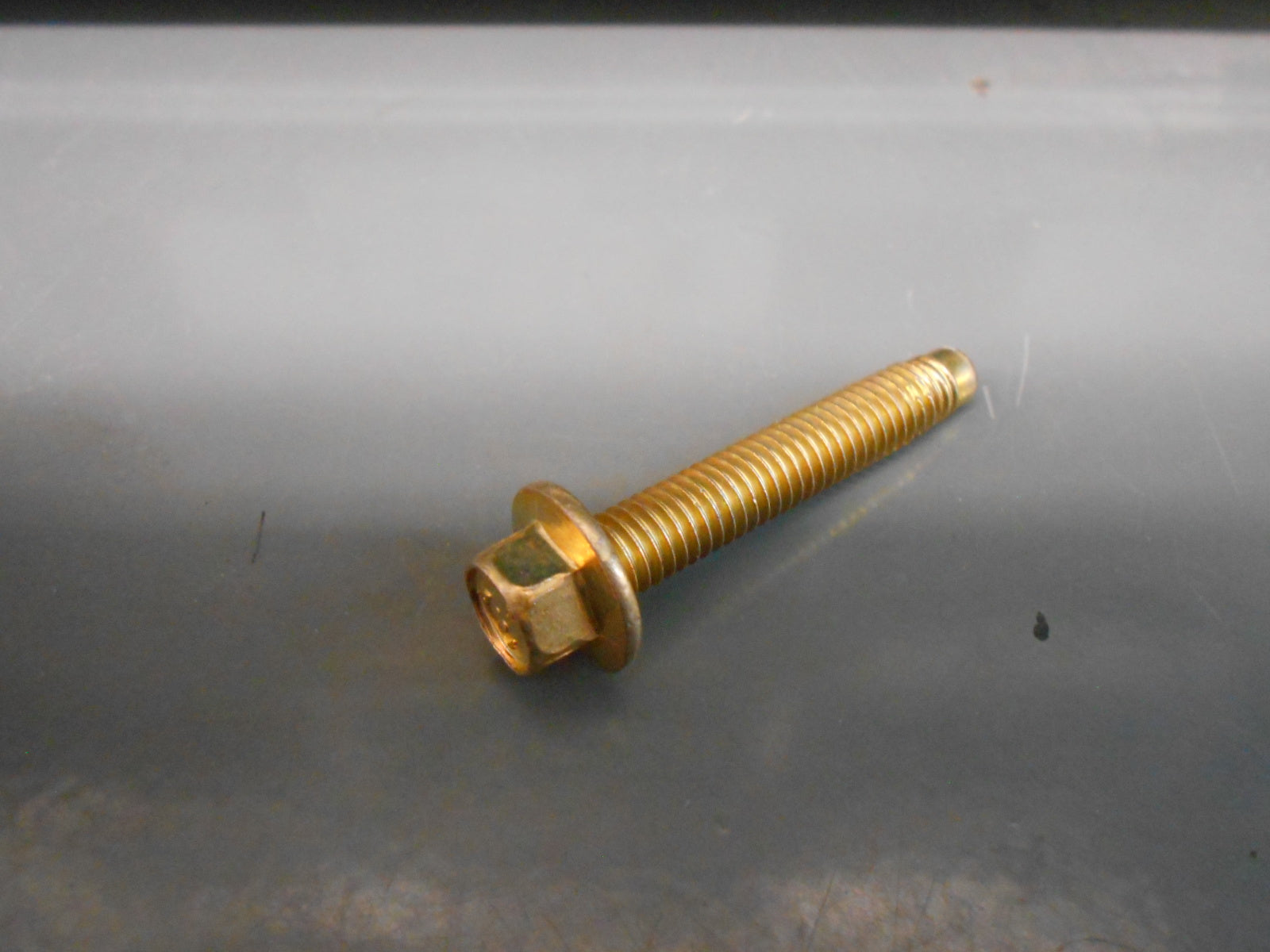 M6 BOLT - R34-6002-06035RF0Z – Peterbilt of Sioux Falls New and Used Parts