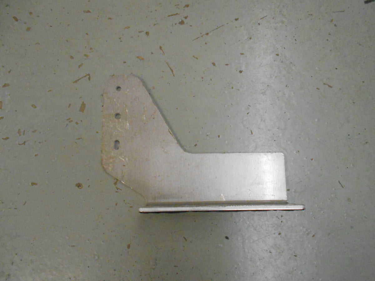 DPF STEP BRACKET - M82-6078 – Peterbilt of Sioux Falls New and Used Parts